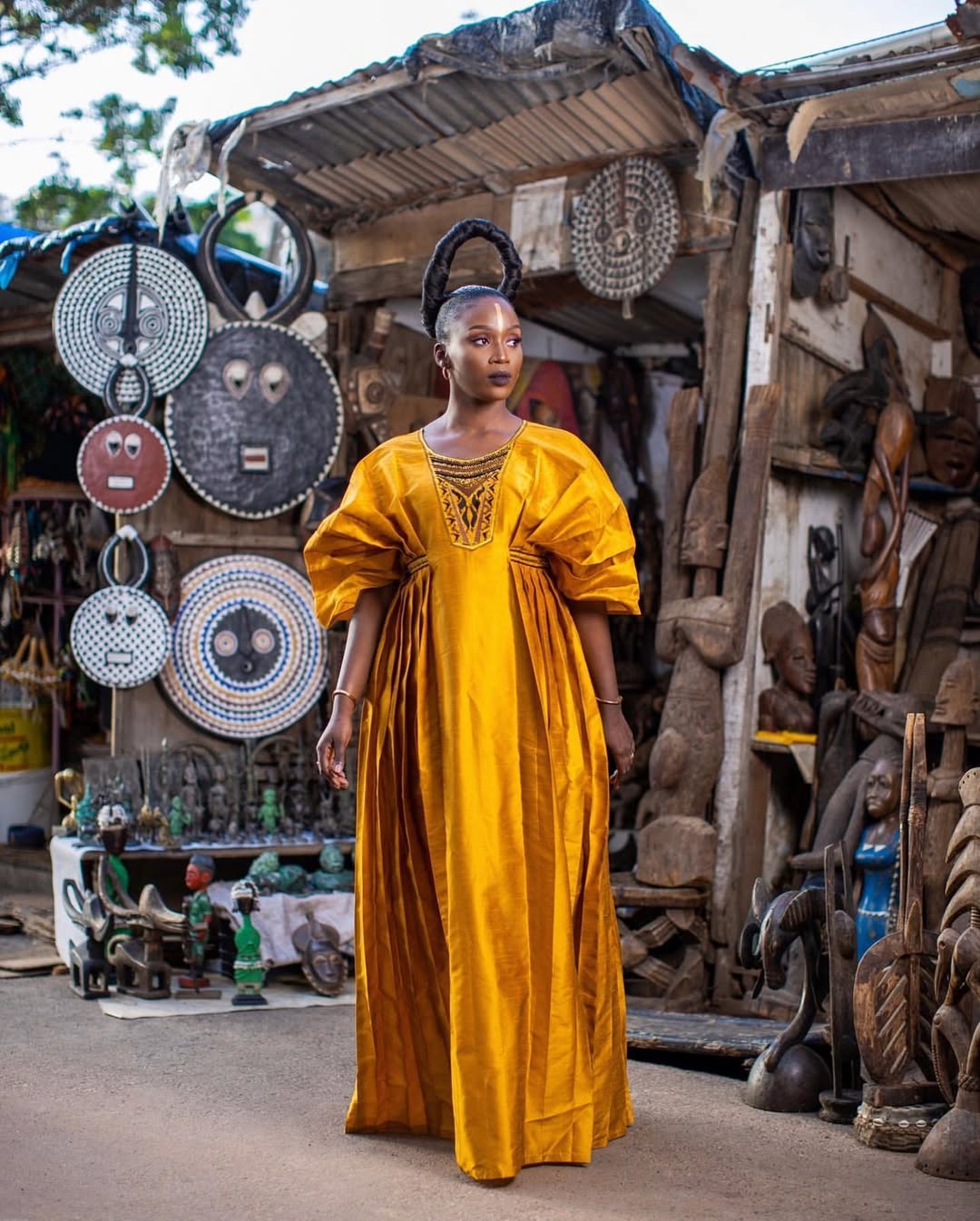 Grand Boubou: The Most Prestigious West African Garment | OMIREN STYLES